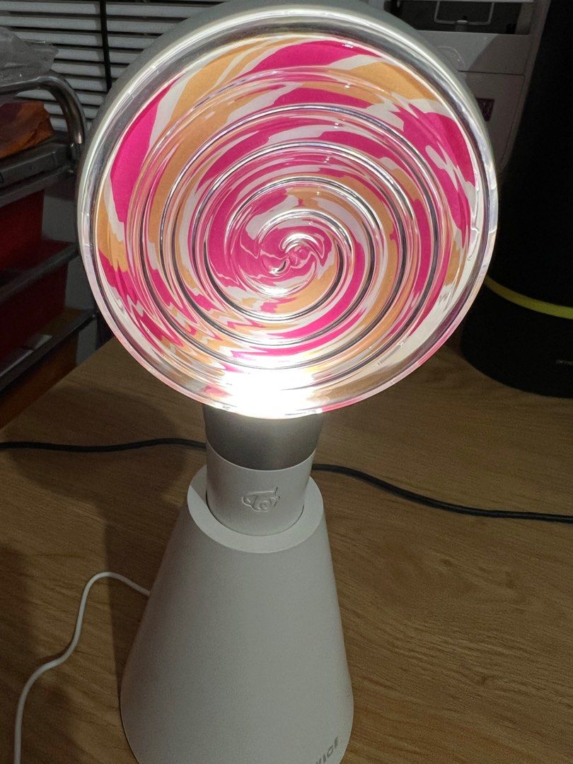 TWICE LIGHTSTICK 1ST VERSION OFFICIAL, Hobbies & Toys, Memorabilia ...