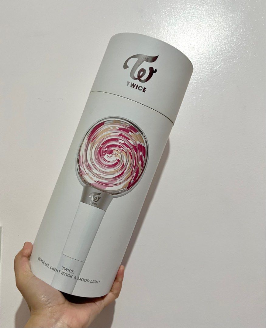 TWICE LIGHTSTICK 1ST VERSION OFFICIAL, Hobbies & Toys, Memorabilia ...