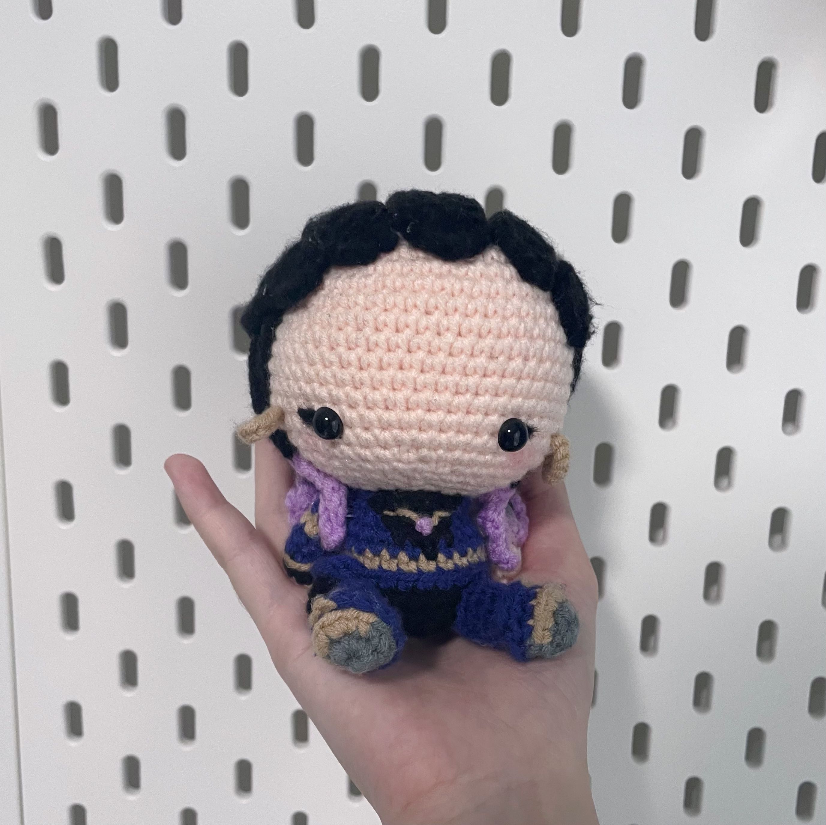 Valorant Reyna Figurine, Hobbies & Toys, Stationery & Craft, Handmade ...