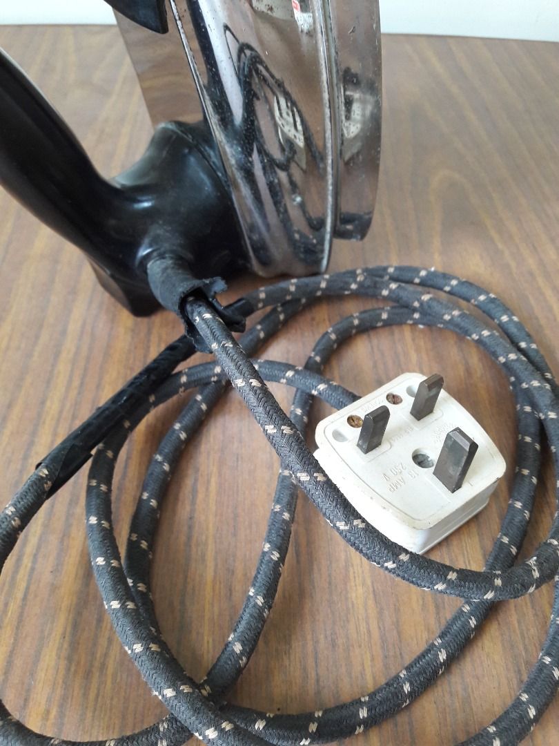 Vintage British Colonial Electric Dry Iron, TV & Home Appliances, Irons ...