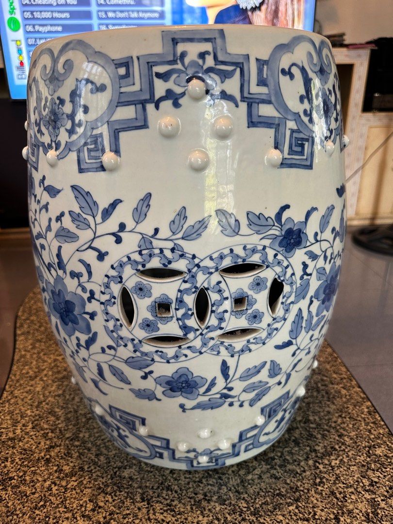 Vintage Chinese porcelain stool Jar, Hobbies & Toys, Memorabilia ...