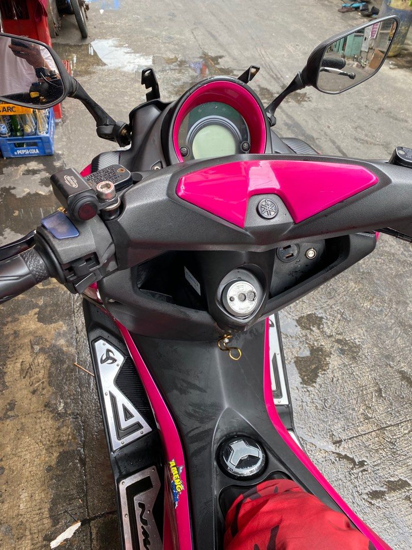 YAMAHA NMAX 155 VERSION 1, Motorbikes, Motorbikes for Sale on Carousell