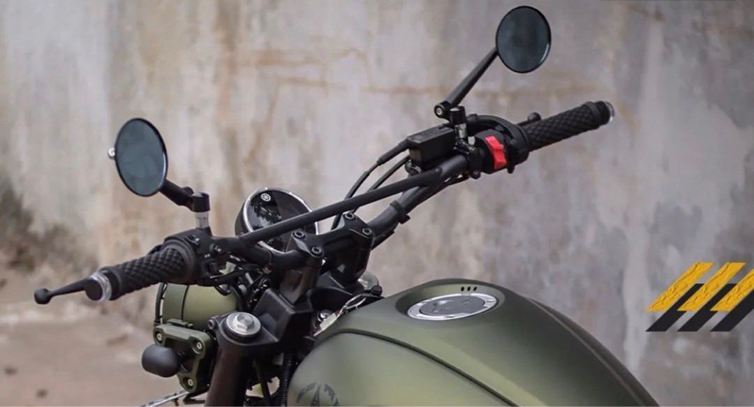 Yamaha xsr155 tracker handlebar 22mm:L77cm, Motorcycles, Motorcycle ...