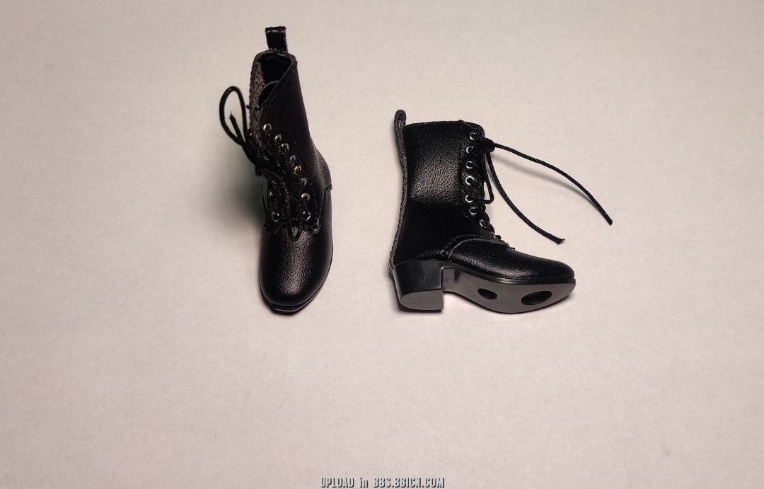 1/6 Super Duck Biohazard Jill Valentine costume set, Hobbies & Toys ...