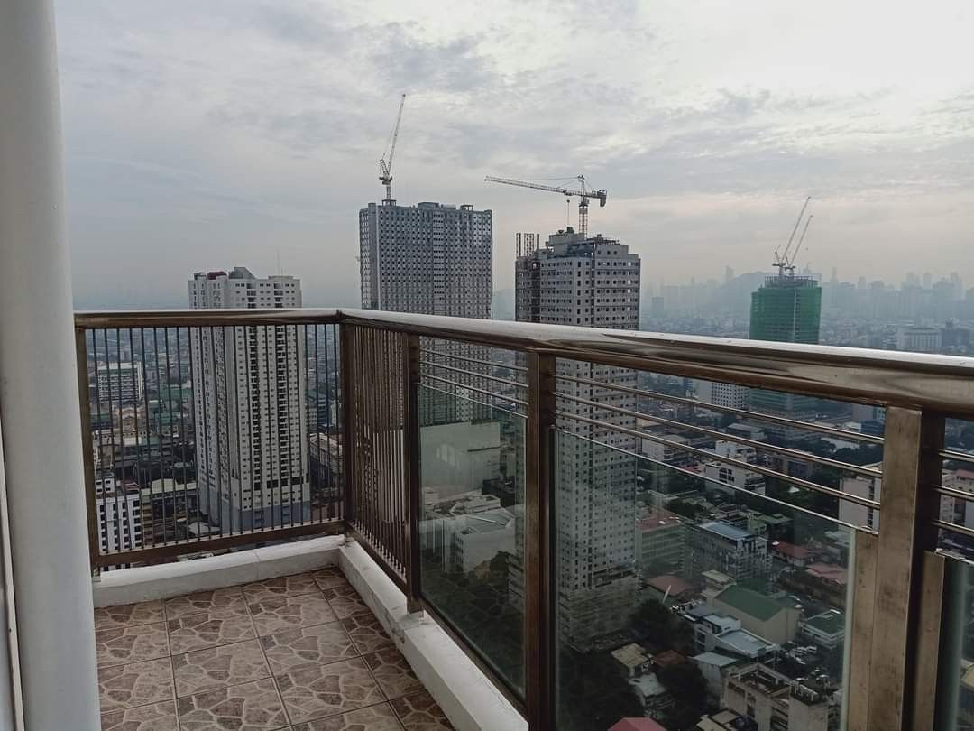 1BR in Birch tower, Property, For Sale, Apartments & Condos on Carousell