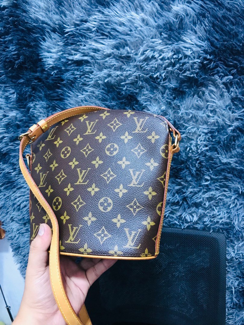 Authentic LV monogram, Luxury, Bags & Wallets on Carousell