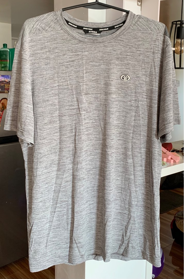 Aveka, Men's Fashion, Tops & Sets, Tshirts & Polo Shirts on Carousell