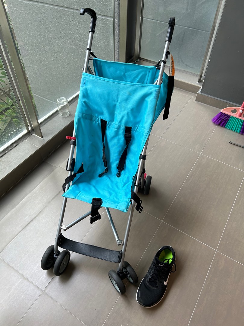 Basic travel stroller, Babies & Kids, Going Out, Strollers on Carousell