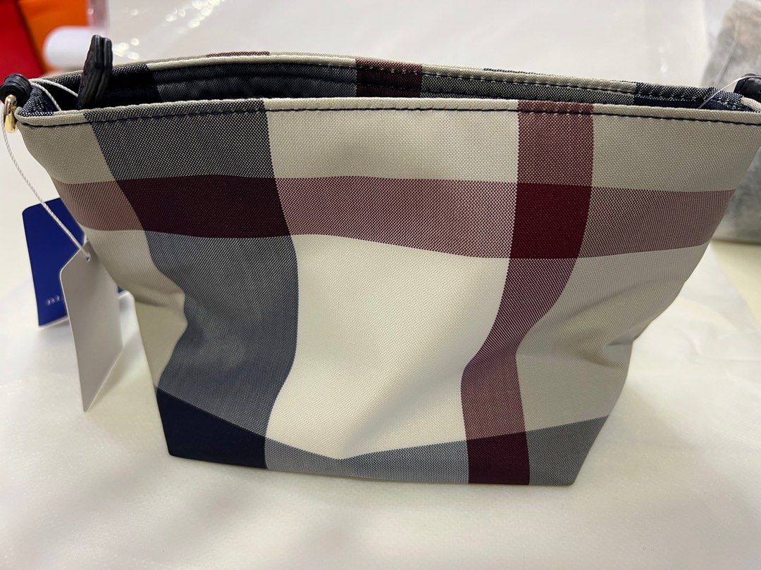 Blue Label Crestbridge, Luxury, Bags & Wallets on Carousell