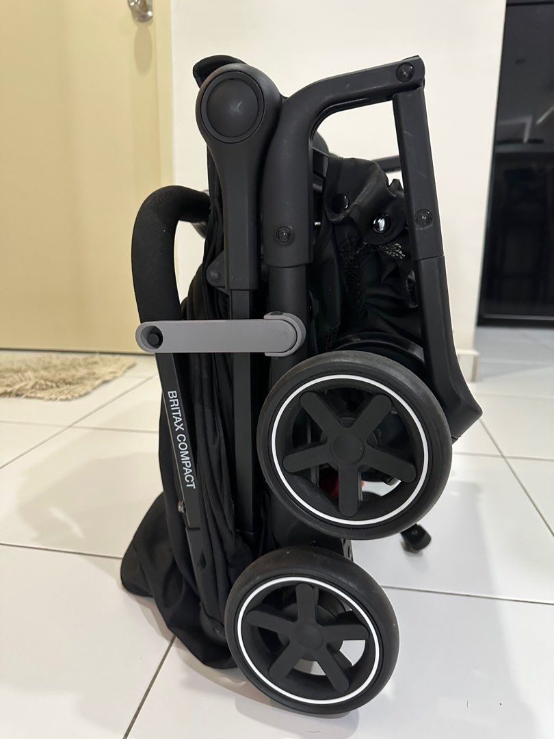 Britex Lightweight Cabin Stroller, Babies & Kids, Going Out, Strollers ...