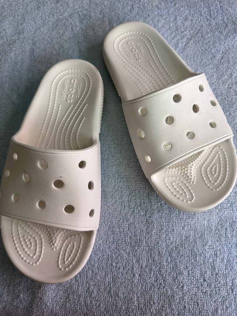 CLASSIC CROCS SLIDE, Women's Fashion, Footwear, Flipflops and Slides on ...