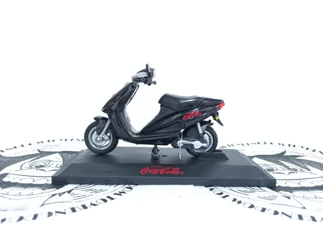 Coca-Cola / Coke Diecast/PVC Collectible Model Scooter on Carousell