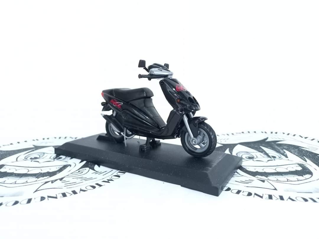 Coca-Cola / Coke Diecast/PVC Collectible Model Scooter, Hobbies & Toys ...