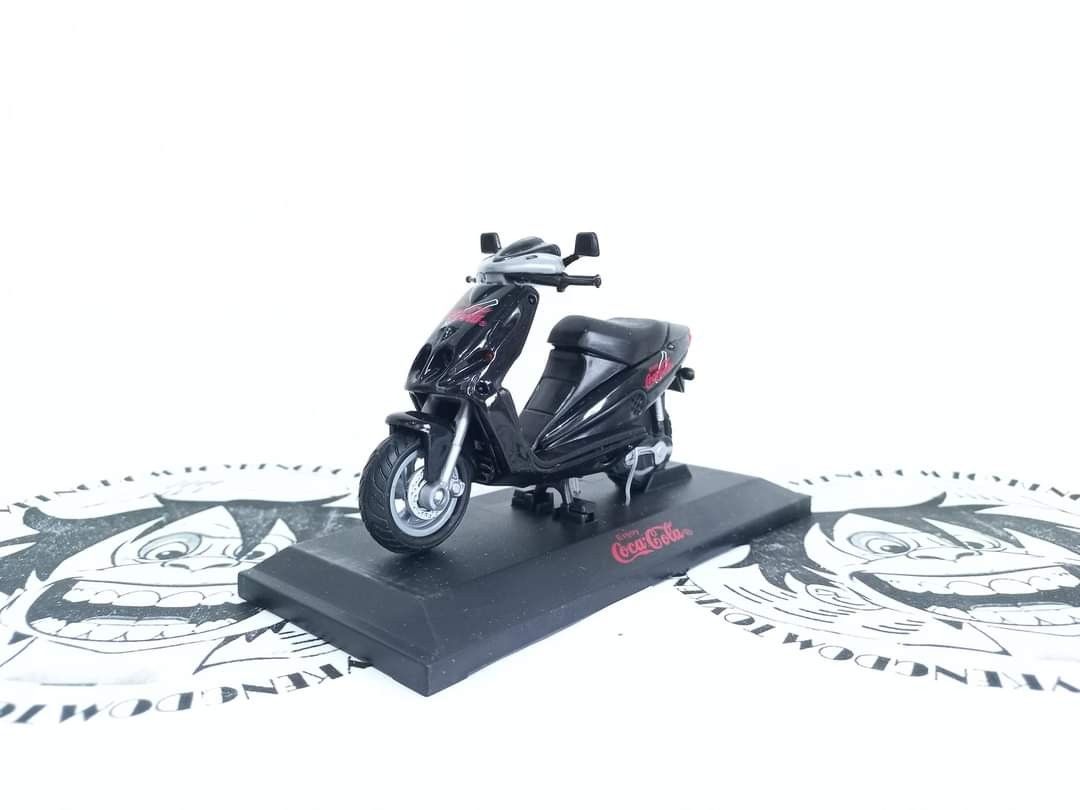 Coca-Cola / Coke Diecast/PVC Collectible Model Scooter, Hobbies & Toys ...