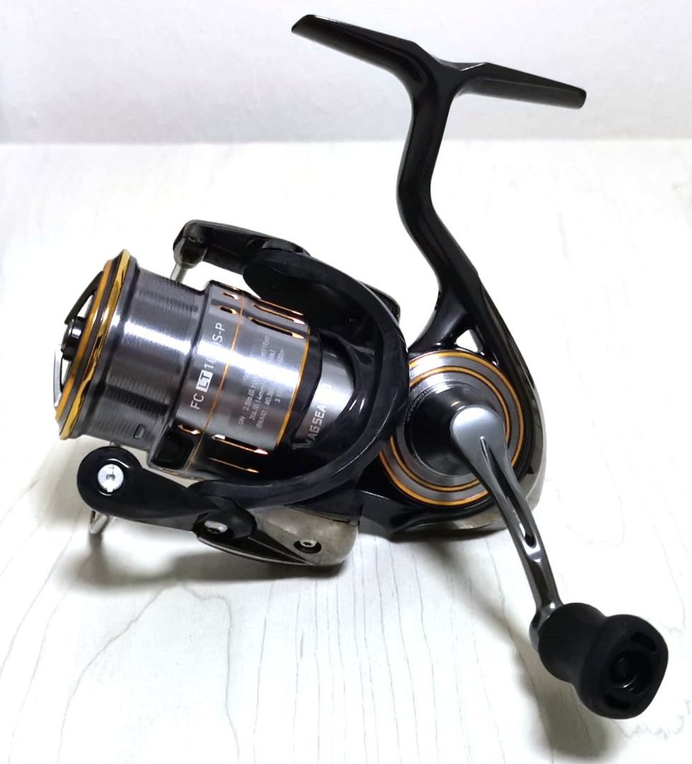 Daiwa 21 Luvias Airity FC LT1000S-P Spinning Reel, Sports Equipment, Fishing on Carousell