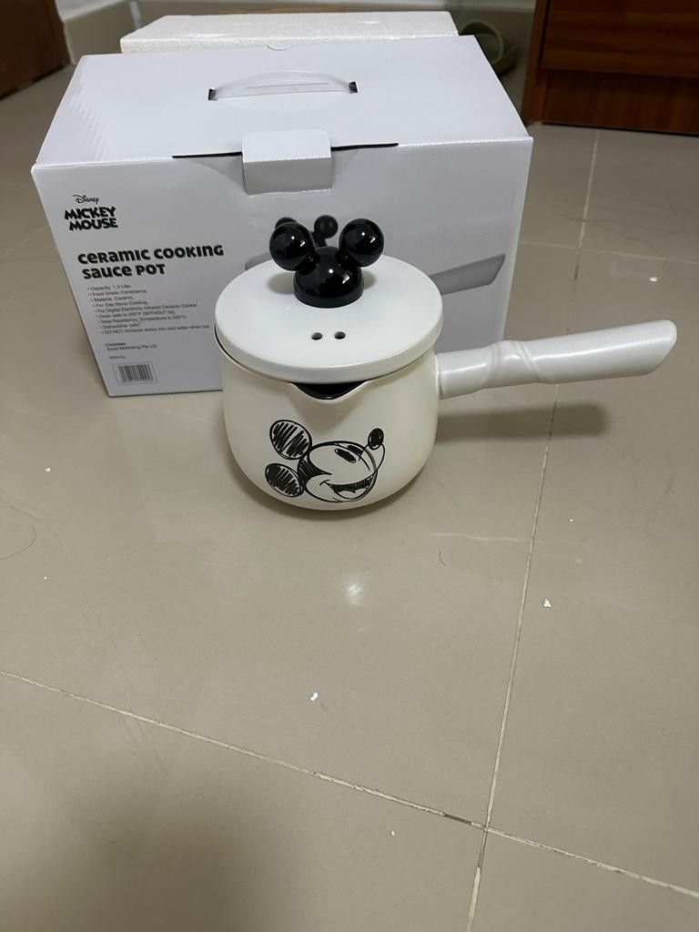 DISNEY MICKEY MOUSE COLLECTION - CERAMIC COOKING POT, Furniture & Home ...