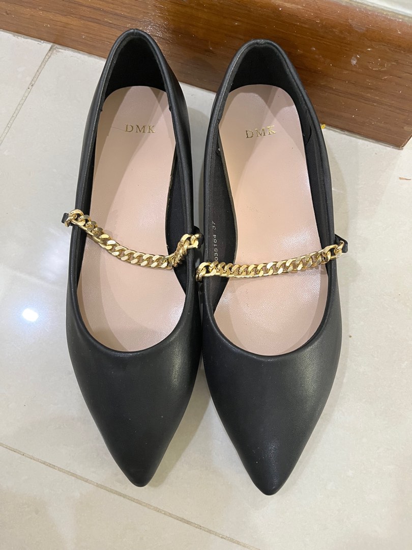DMK, Women's Fashion, Footwear, Flats on Carousell