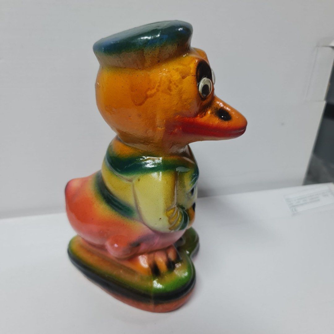 Donald Duck plaster coin collection box, Hobbies & Toys, Memorabilia ...