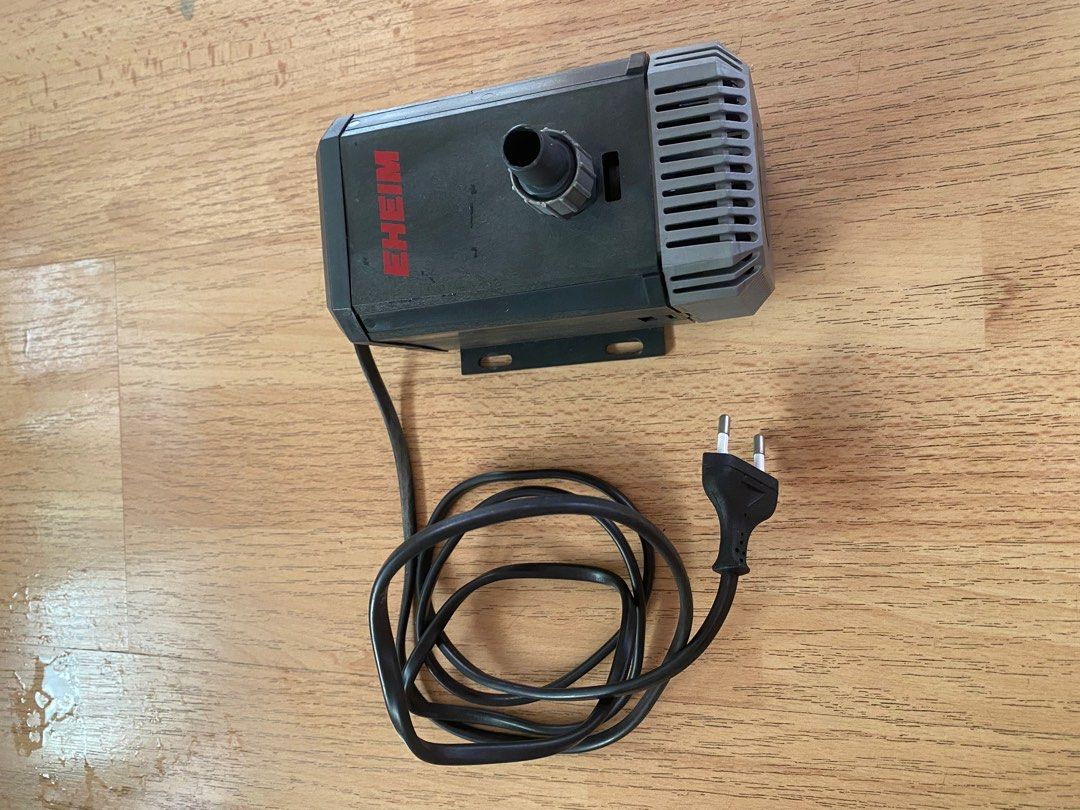 Eheim Universal Aquarium Pump 1250, Pet Supplies, Homes & Other Pet ...