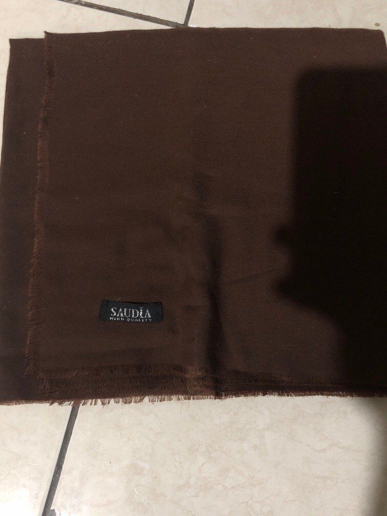 hijab. saudia coklat rawis, Fesyen Wanita, Muslim Fashion, Syal di ...