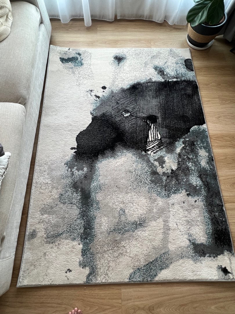 Hooga rug, Furniture & Home Living, Home Decor, Carpets, Mats ...