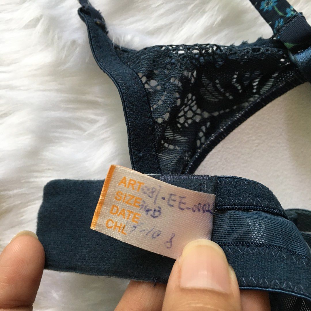 Hop Lun London Bra - 34B, Women's Fashion, Undergarments & Loungewear ...