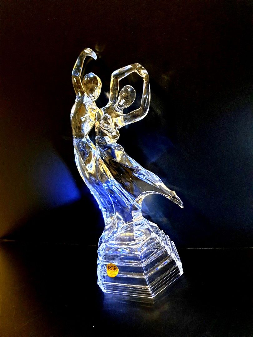 Itally RCR Royal Crystal Rock ice-skating dancers statue sculpture ...