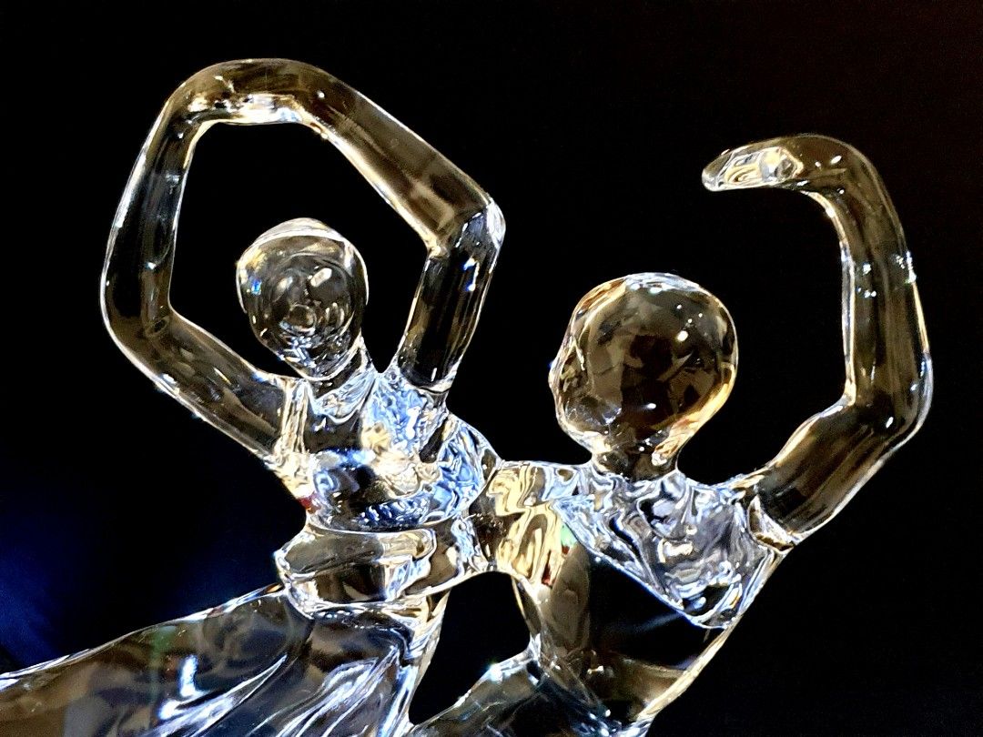 Itally RCR Royal Crystal Rock ice-skating dancers statue sculpture ...
