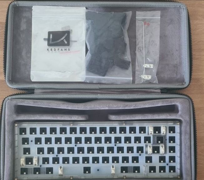 KBD67 LITE R1 Transaprent Kit, Computers & Tech, Parts & Accessories ...