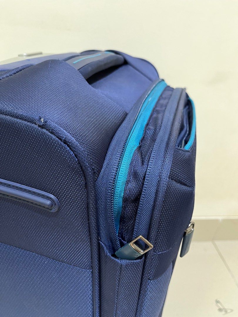 Koper SAMSONITE 20 inch navy blue, Barang Mewah, Tas & Dompet di Carousell