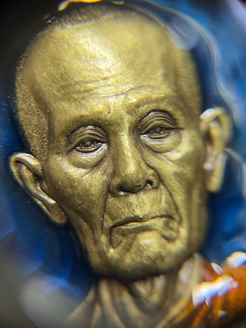 Lp Toh Rian Roon Suea Thidin Thai Amulet, Hobbies & Toys, Memorabilia ...