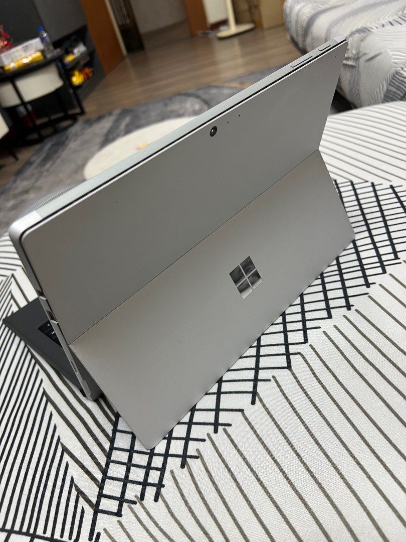 Microsoft Surface Pro 1796 | i5-7300U 8GB RAM 256GB SSD | Microsoft ...