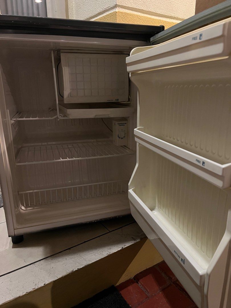 Mini Refrigerator National, TV & Home Appliances, Kitchen Appliances ...