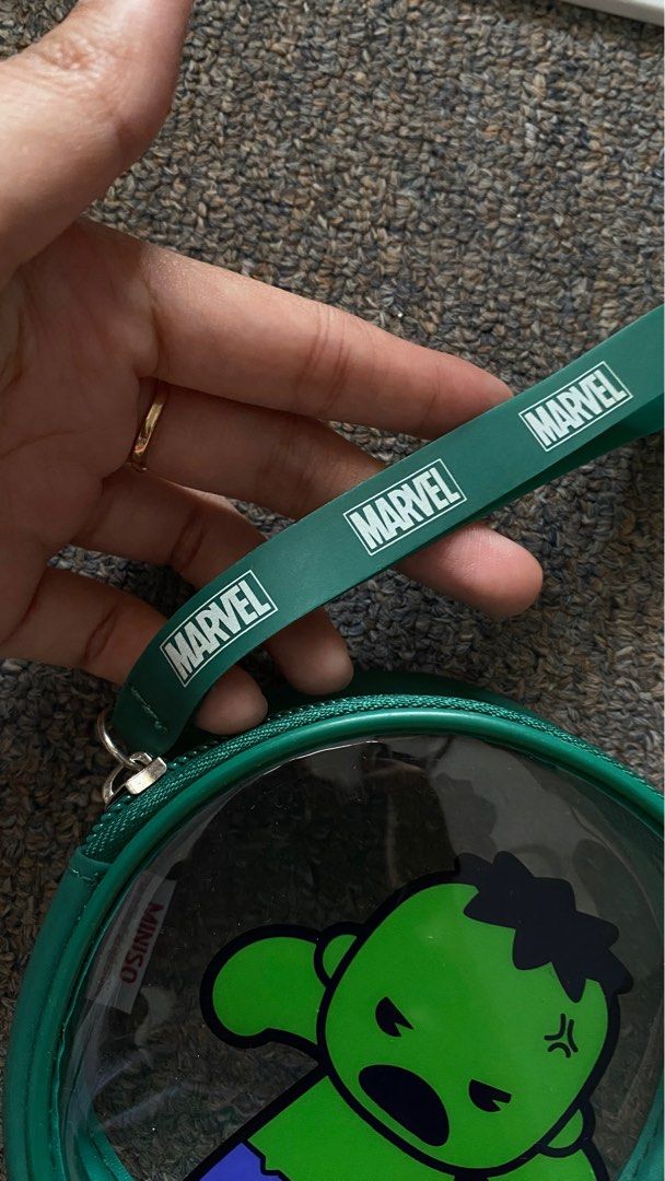 Miniso x Marvel Hulk Pouch Coin Dompet Coin Koin Pouch, Fesyen Wanita ...