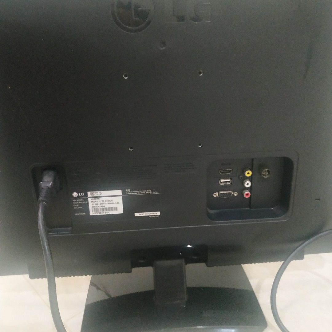 Monitor TV LG 22 inchi M2241A second bekas, Elektronik, TV & Perlengkapan Hiburan di Carousell