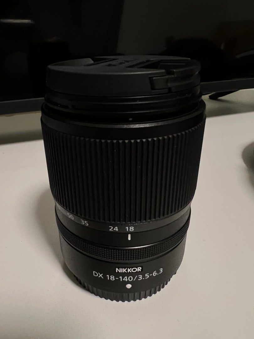 Nikon 18-140mm lens, Photography, Lens & Kits on Carousell