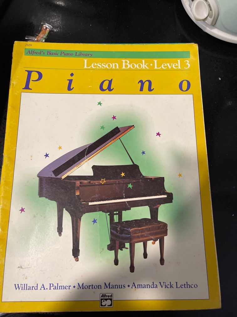 Piano Lesson Made Easy Level 3, Hobbies & Toys, Books & Magazines ...