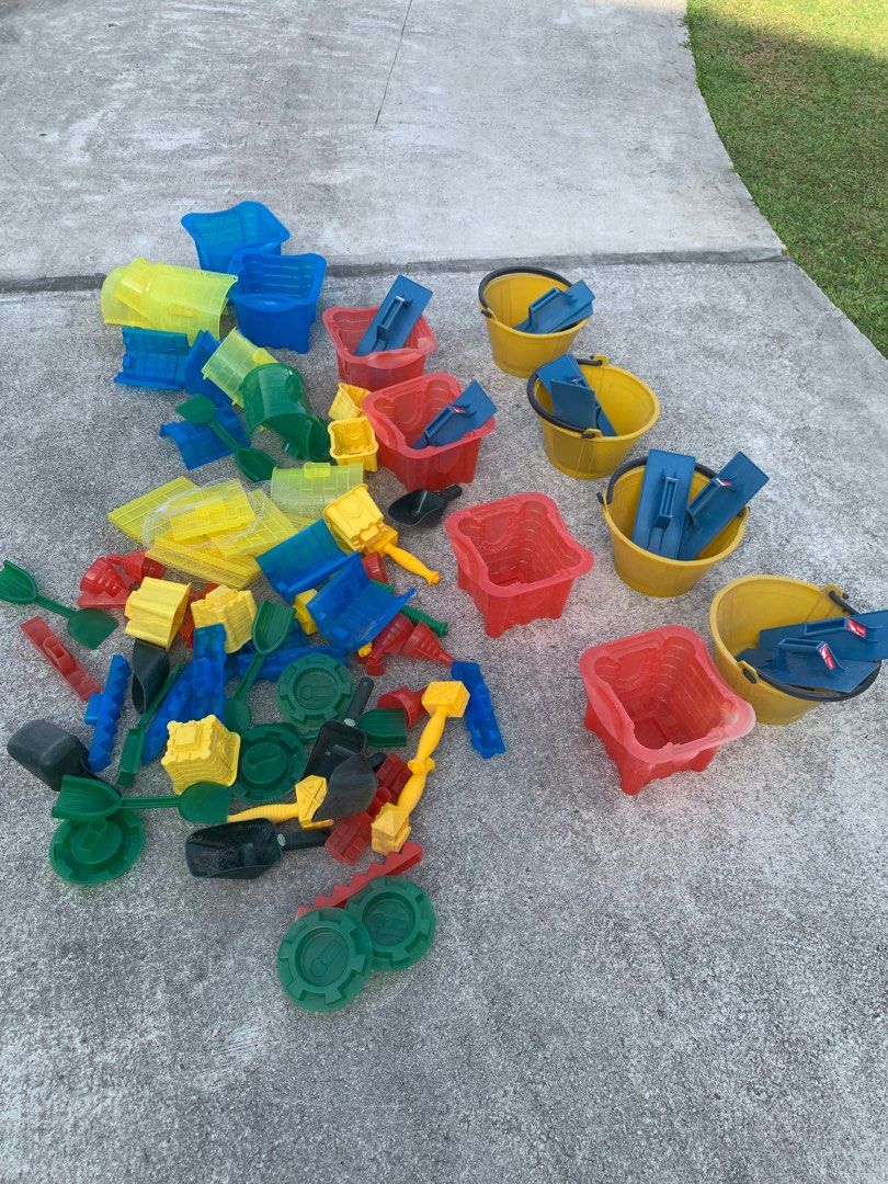 Sandcastle Building Sets (Adult standard), Hobbies & Toys, Toys & Games ...