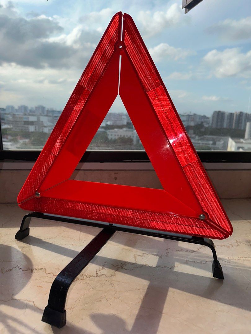 Save a life. Breakdown Triangle safety sign., Car Accessories, Car ...