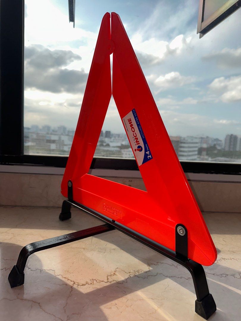 Save a life. Breakdown Triangle safety sign., Car Accessories, Car ...
