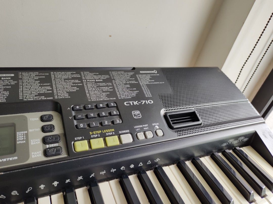second hand ctk-710 keyboard, Hobbies & Toys, Music & Media, Musical ...