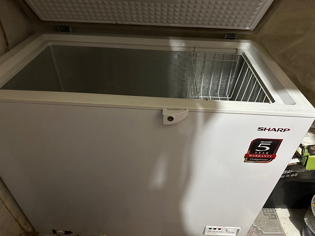 Sharp Chest Freezer 7.5cu, TV & Home Appliances, Kitchen Appliances ...