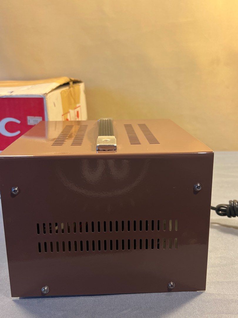 STAC AVR 500W, TV & Home Appliances, Electrical, Adaptors & Sockets on ...