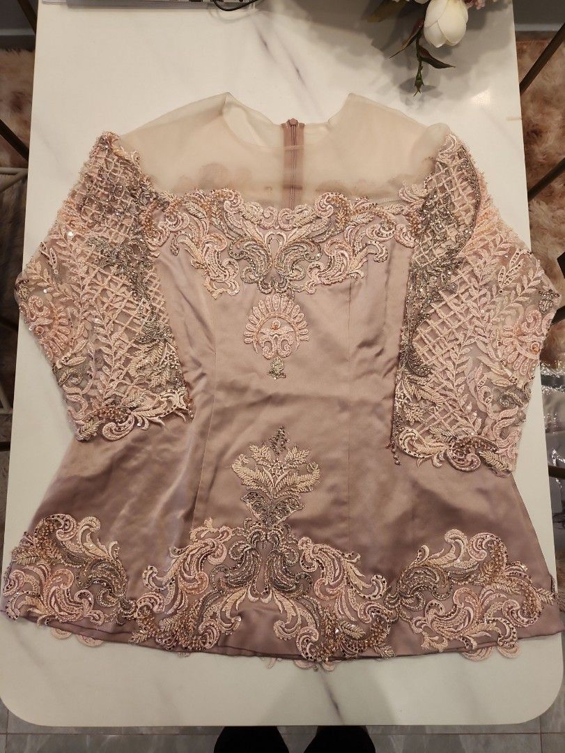 Tailor made baju raya rose gold, Women's Fashion, Muslimah Fashion ...