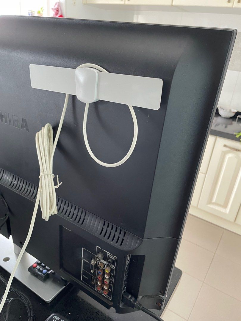 Toshiba TV with Digital Tv box ., TV & Home Appliances, TV ...