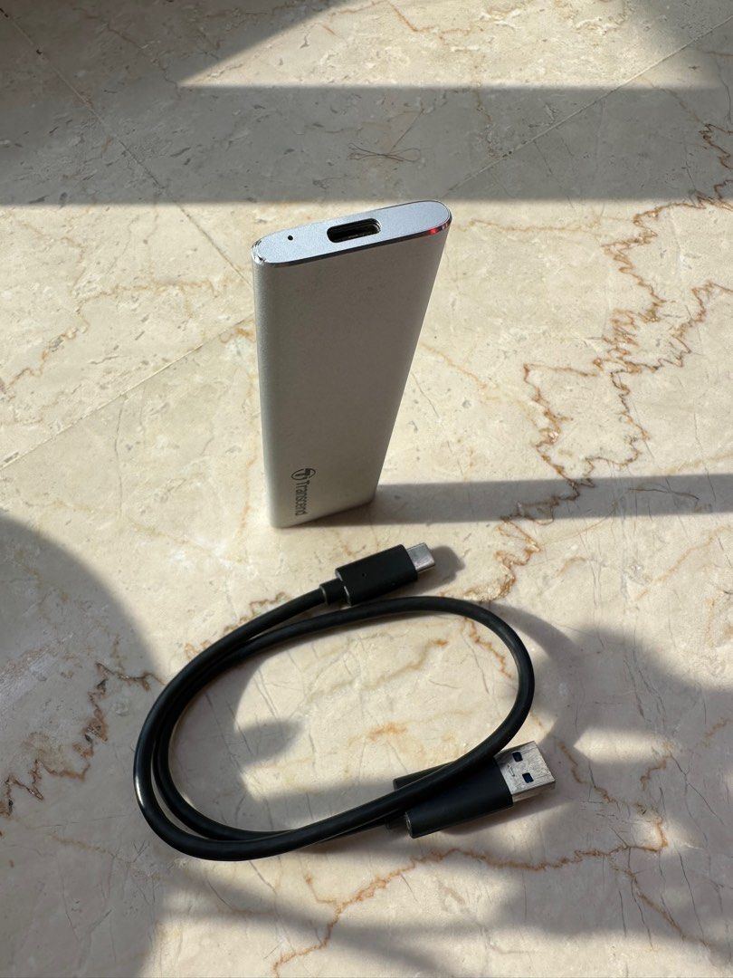 Transcend TS-CM80S M.2 SATA to USB 3.1 SSD Enclosure (Not for NVMe ...