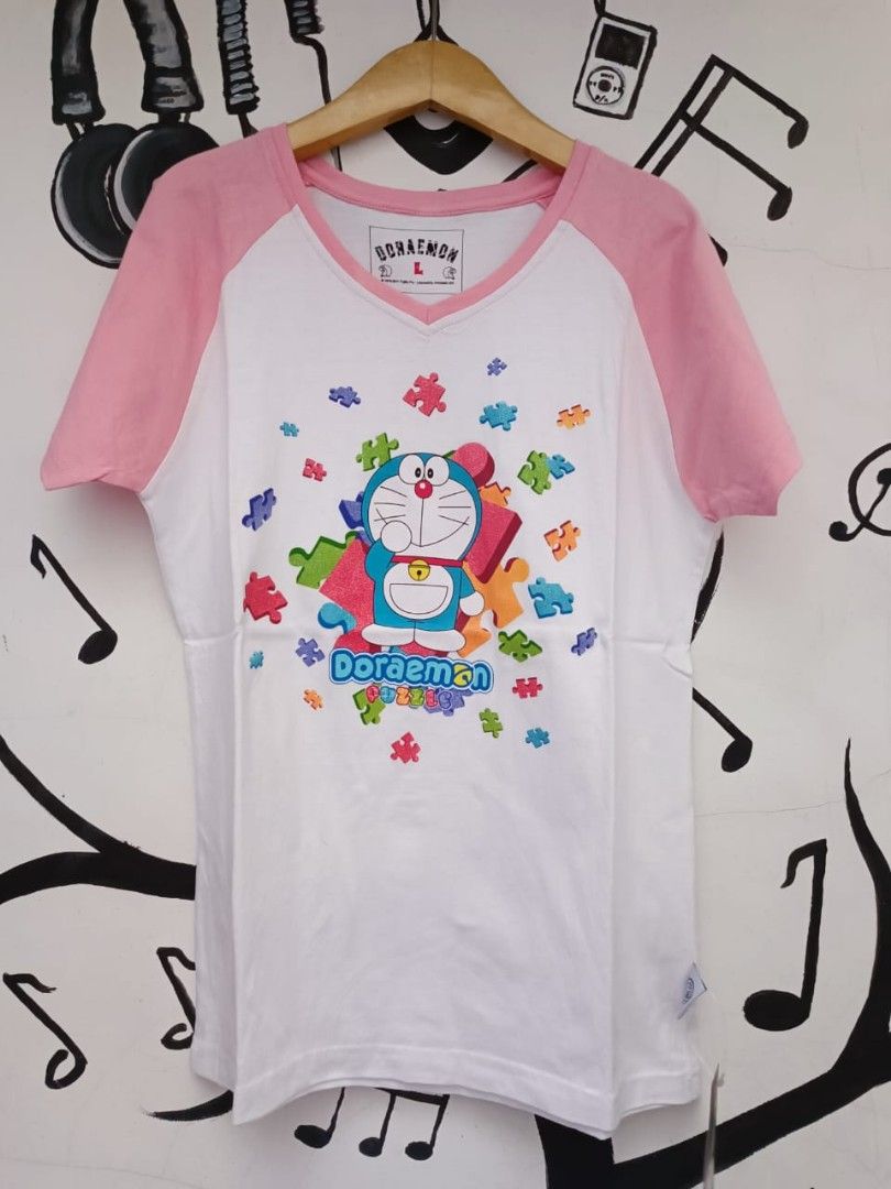 baju doraemon putih
