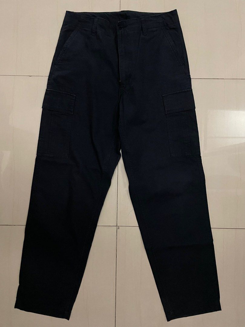 Uniqlo Cargo pants, Men's Fashion, Bottoms, Chinos on Carousell