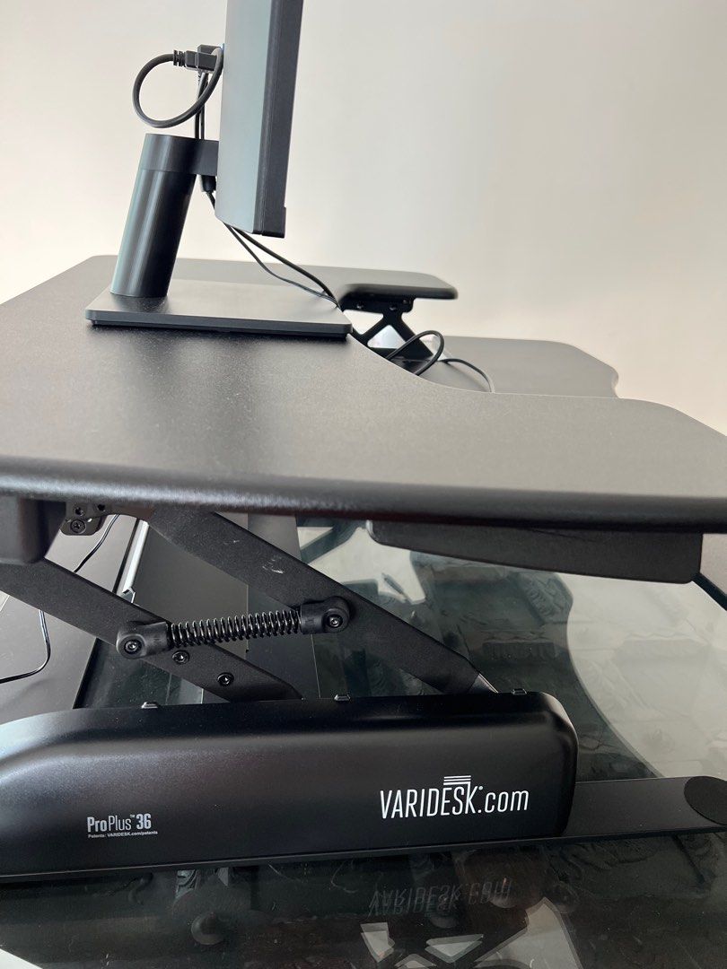 Varidesk Pro Plus 36 Adjustable Desk, Computers & Tech, Parts ...