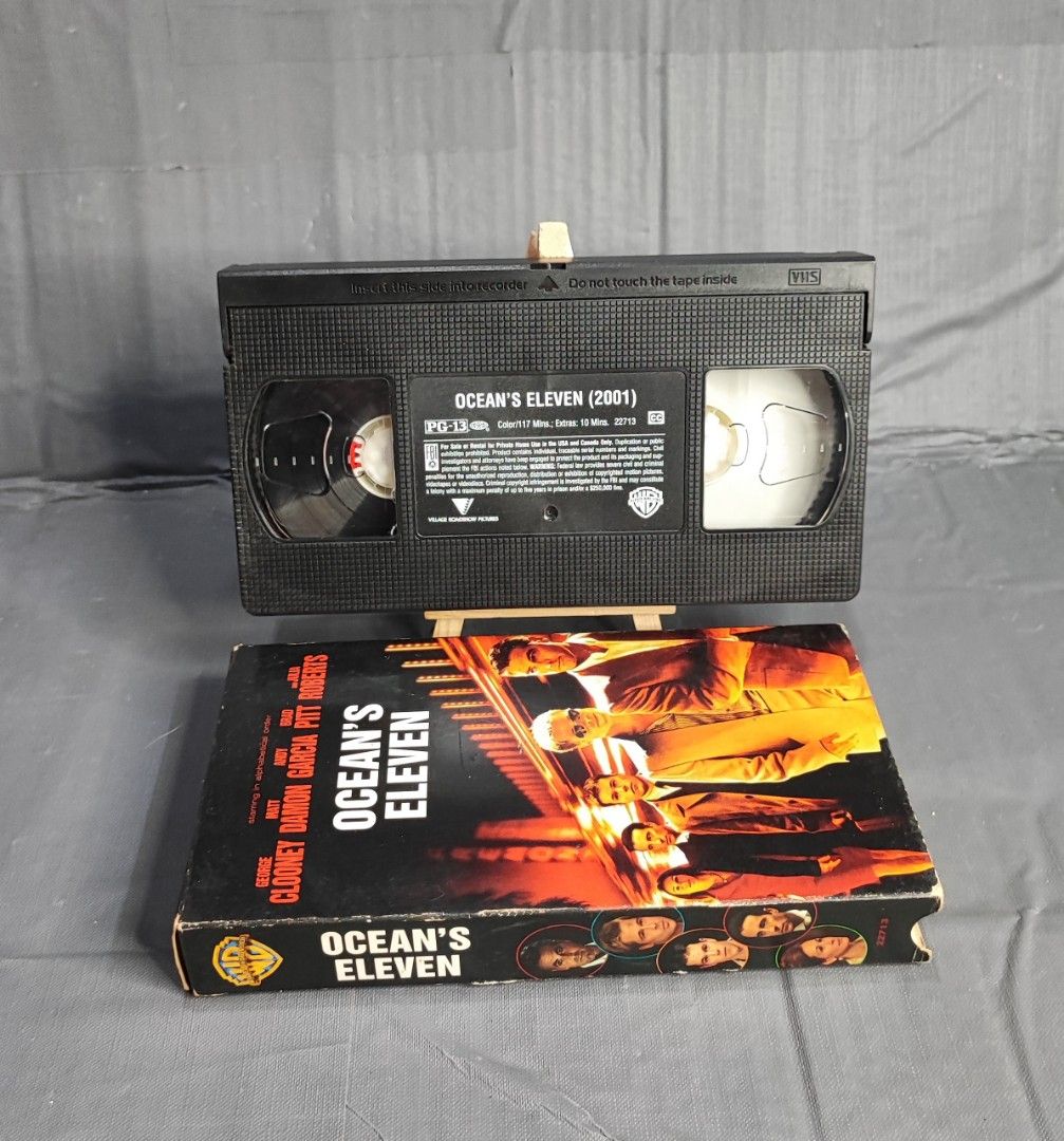 VHS Tapes Ocean's Eleven, Hobbies & Toys, Memorabilia & Collectibles ...